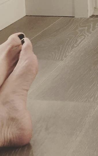 Kaitlin Olsons Feet