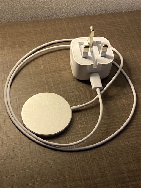 2nd Used 1 Set Original Magsafe Charger With Adepter 20w Mobile Phones Gadgets Mobile