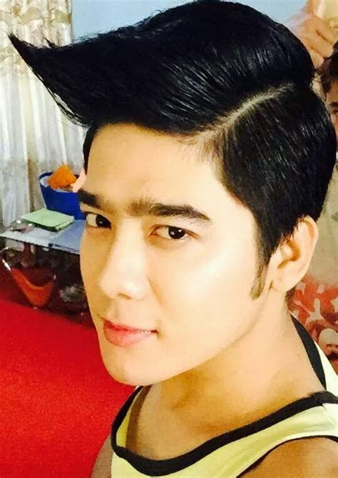 M Y A N M A R H U N K S Zay Ye Htet Selfie