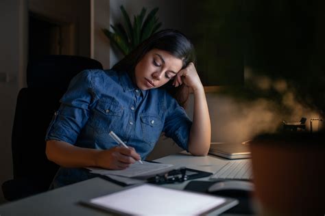Ways Businesses Can Speed Up Paperwork Effortlesshr