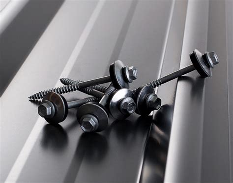 Roof Lok® Cyclone Assembly Type 17 14 10 X 50mm For Crest Fixing To