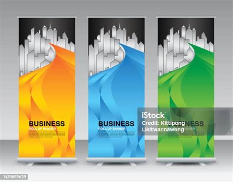 롤업 배너 템플릿 세트 롤업 배너 디자인 배너 스탠드 또는 플래그 디자인 J플래그 X 스탠드 X 배너 전시 쇼 스탠드 디자인 포스터 광고 기하학적 배경 템플릿 벡터 2022