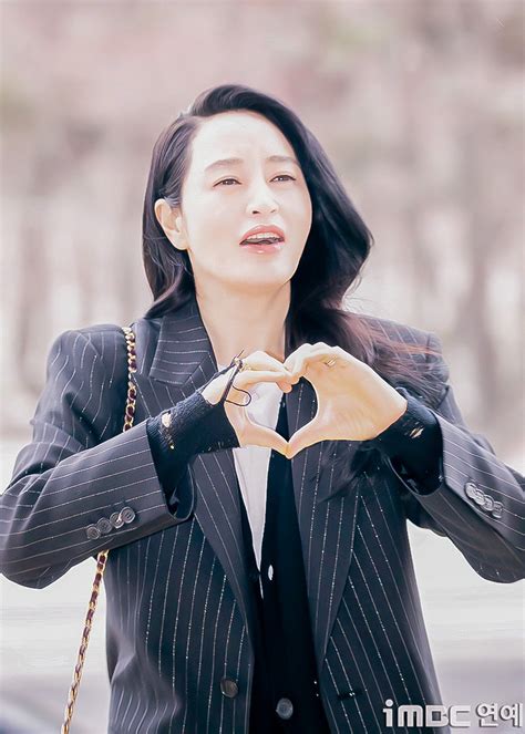 움짤 김혜수 매너기품 갓혜수인 이유