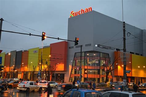 Auchan Drumul Taberei Bog Art