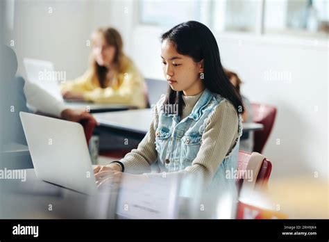 Digital Literacy In Action As A Confident And Capable Elementary School