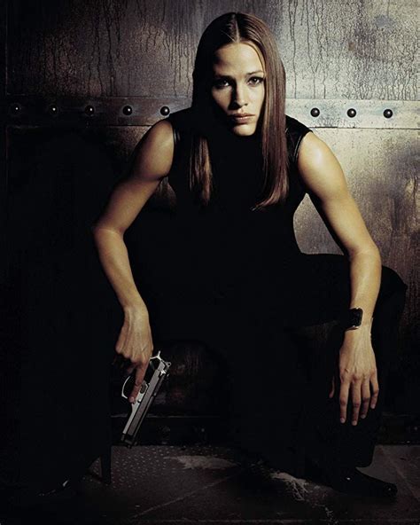 Jennifer Garner In Alias 2001 Jennifer Garner Spy Girl Kickass