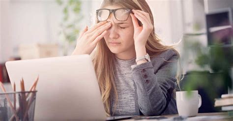 What Causes Watery Eyes Main Reasons And Treatments Cushelle