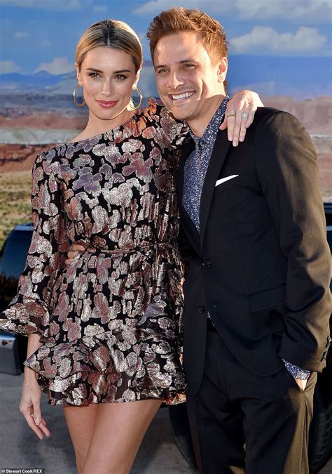 Aaron Paul Cuts A Dapper Look In Grey Tweed At The La Premiere Of El Camino A Breaking Bad