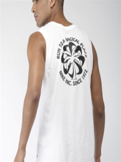 Buy Nike Men White Printed As Dri Fit Wild Run Standard Fit Round Neck