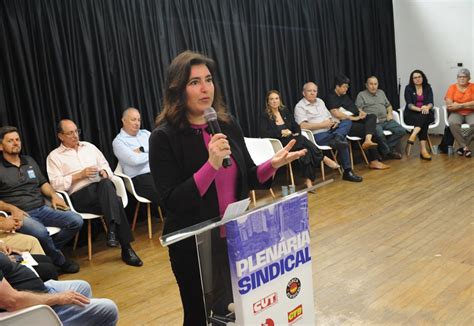 Movimento sindical defende emprego de qualidade e valorização da renda