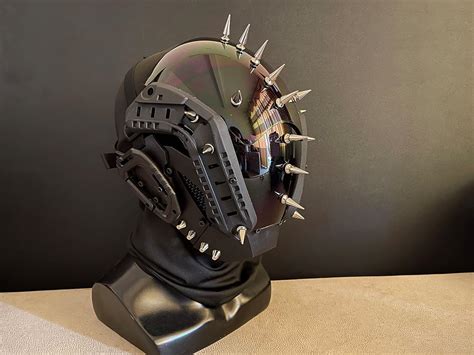 Pafgaf 酷人面具服装科技服装赛博朋克头盔面具黑色角色扮演配件 全脸骑士面具带银色尖头 机械爱好者礼物 玩具 亚马逊中国