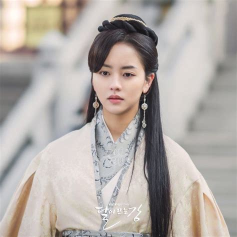 Photos New Stills Added For The Korean Drama River Where The Moon