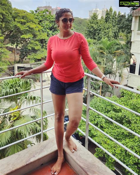 Kaniha Instagram The Salty Breeze The Sound Of Waves The Smell Of