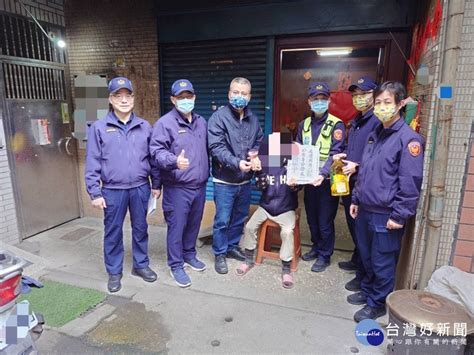 樹林分局攜手紡正協會關懷弱勢 送獨居長輩生活物資及慰問金