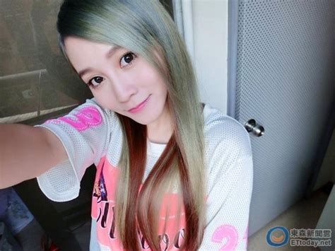 混血正妹美腿變爛腳 篠崎泫：想看美女？你點錯專頁囉 Ettoday星光雲 Ettoday新聞雲
