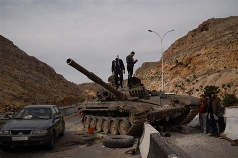 Les positions russes en Afrique menacées par la chute du régime syrien
