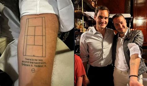 ¿qué Dice La Frase Del Tatuaje De Un Fanático Con Roger Federer