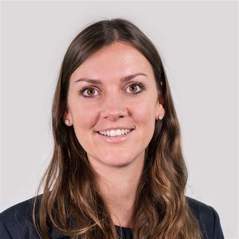 Anna Sohn General Manager Madame Moneypenny Gmbh Xing