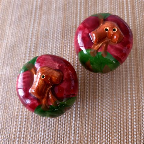 Gladding Mcbean Franciscan Apple Salt And Pepper Set