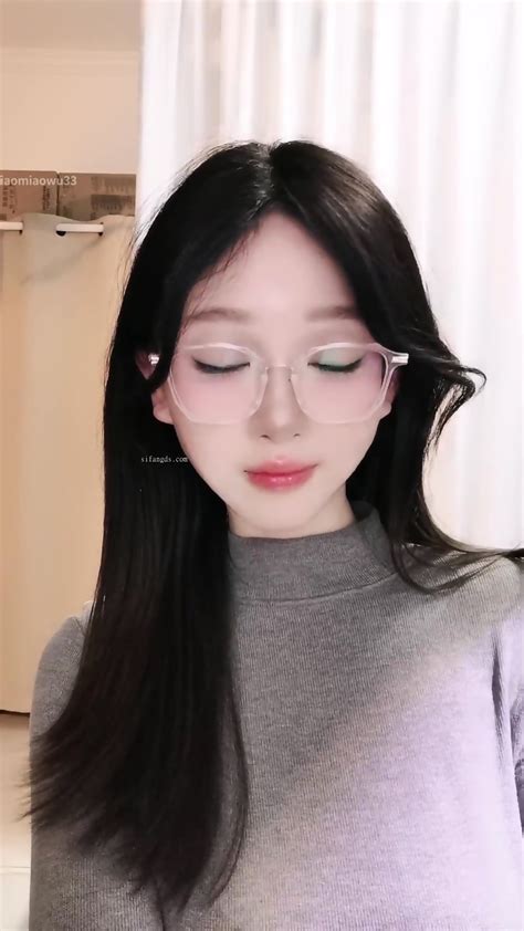 反差女学生 2 Eporner