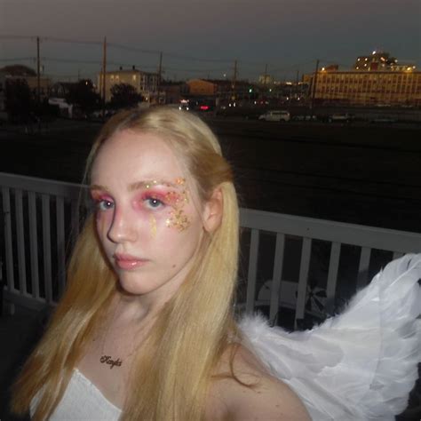 Jules Euphoria Halloween Costume Glitter Halloween Makeup Halloween