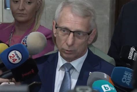 ПИК Tv Денков България трябва да бъде представена на върха в НАТО от премиера Радев е против