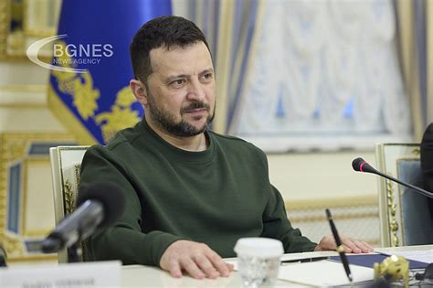 Зеленски Русия се готви да мобилизира 300 000 военни до 1 юни