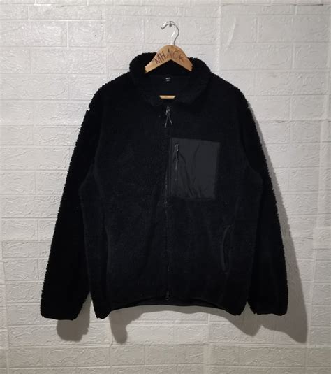 Uniqlo Sherpa Fleece Jacket On Carousell