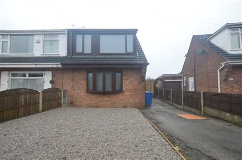 3 Bedroom Semi Detached Dormer Bungalow Camberwell Crescent Whelley