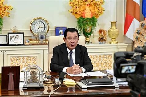 Nna 훈 센 캄보디아 총리 총리직 사임 의사 밝혀 후임에 장남 승계 이코노믹데일리