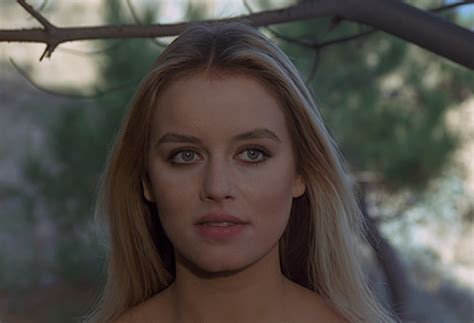 Gloria Guida 1975 Roldschoolhot