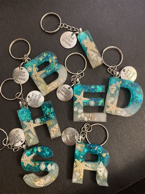 How To Make Resin Keychains With Written And Video Tutorial Artofit