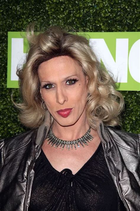 Alexis Arquette Dead At 47 The Wedding Singer Star Died Listening To