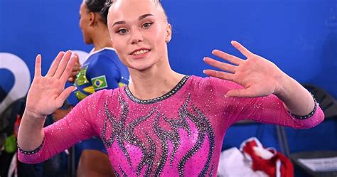 Воронежская гимнастка Ангелина Мельникова снялась с Кубка России из за
