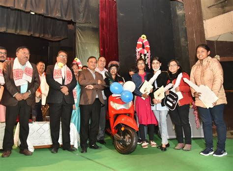 Assam Class 12 Result 2022 Cm Himanta Biswa Sarma Distributes Scooters