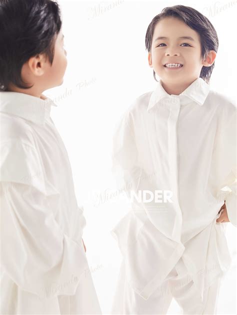 双胞胎肖像（服装尺码120） 母婴亲子