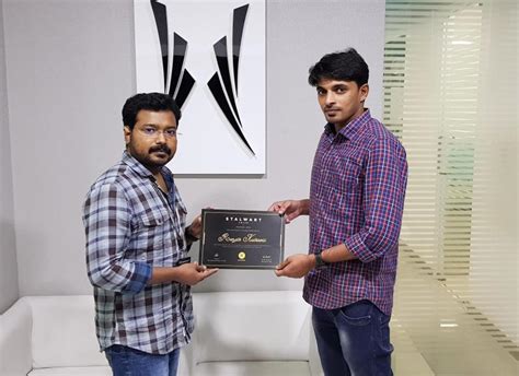 Hashroot On Linkedin Hashroot Limited Cto Vimal Kumar Presenting The Winners Of Stalwart