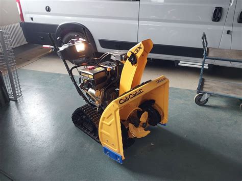Fraise à neige Cub Cadet HD TDE Gebraucht in Ste Croix für CHF nur Abholung auf