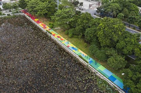 广州石一村健身步道地面标识Sure Design