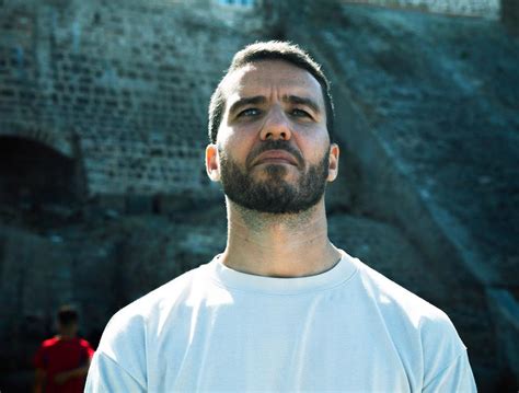 Exclusief Met Filmmaker Ish Ait Hamou In Marokko Op Zoek Naar Zijn