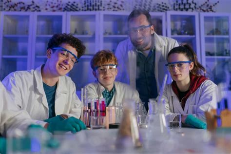 13 Awesome Chemical Reaction Experiments You Can Do At Home