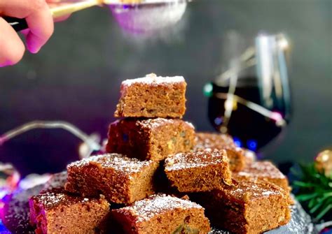 Eggless Tutti Frutti Cake
