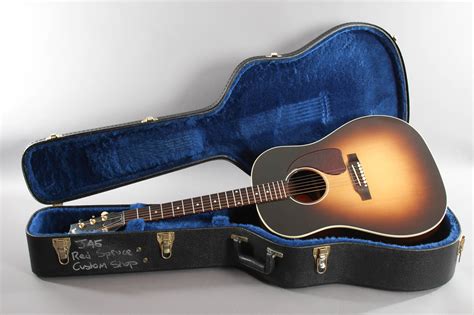 2015 Gibson Custom Shop Limited Edition J 45 Red Spruce Acoustic Elect