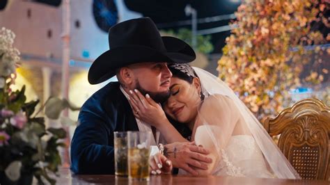 ‎video Musical De Contigo Me Clavé” De Janeth Valenzuela And La Fiera De