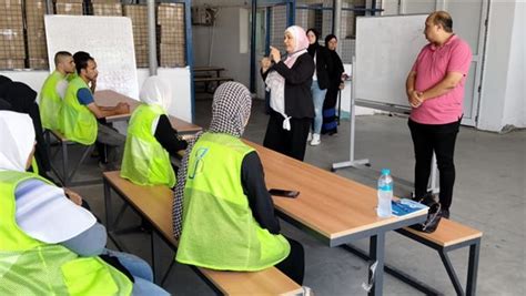 وزارة العمل ندوة للتوعية بتطبيق أحكام قانون العمل بمنشآت الإسماعيلية