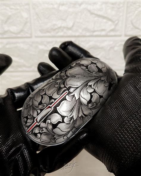 Hand Engraved Pc Mouse Benz Jr