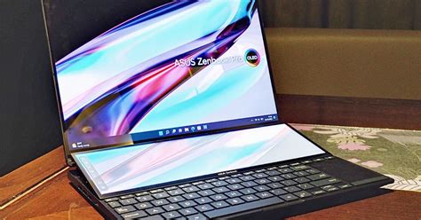 Zenbook Pro 14 Duo OLED UX8402, Laptop Dua Layar Makin Powerful
