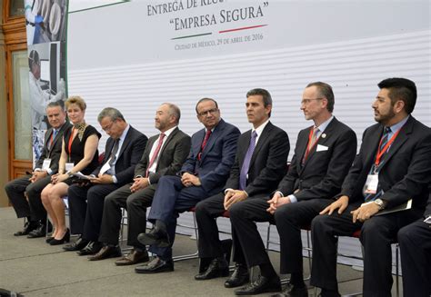 Ceremonia De Entrega De Reconocimientos De Empresa Segura