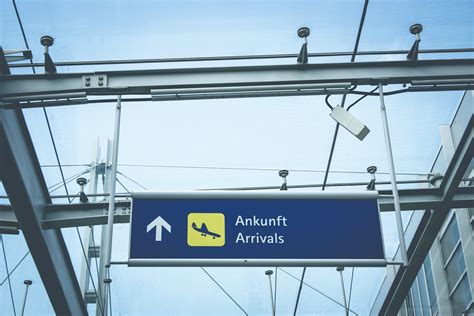 무료 이미지 공항 수송 선 차량 비행 돛대 푸른 전기 관광 여행 조명 짐 난간 국제 노동자 동맹 출발