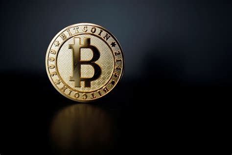 Sec Approves Blackrocks Spot Bitcoin Etf Options Listing Reuters